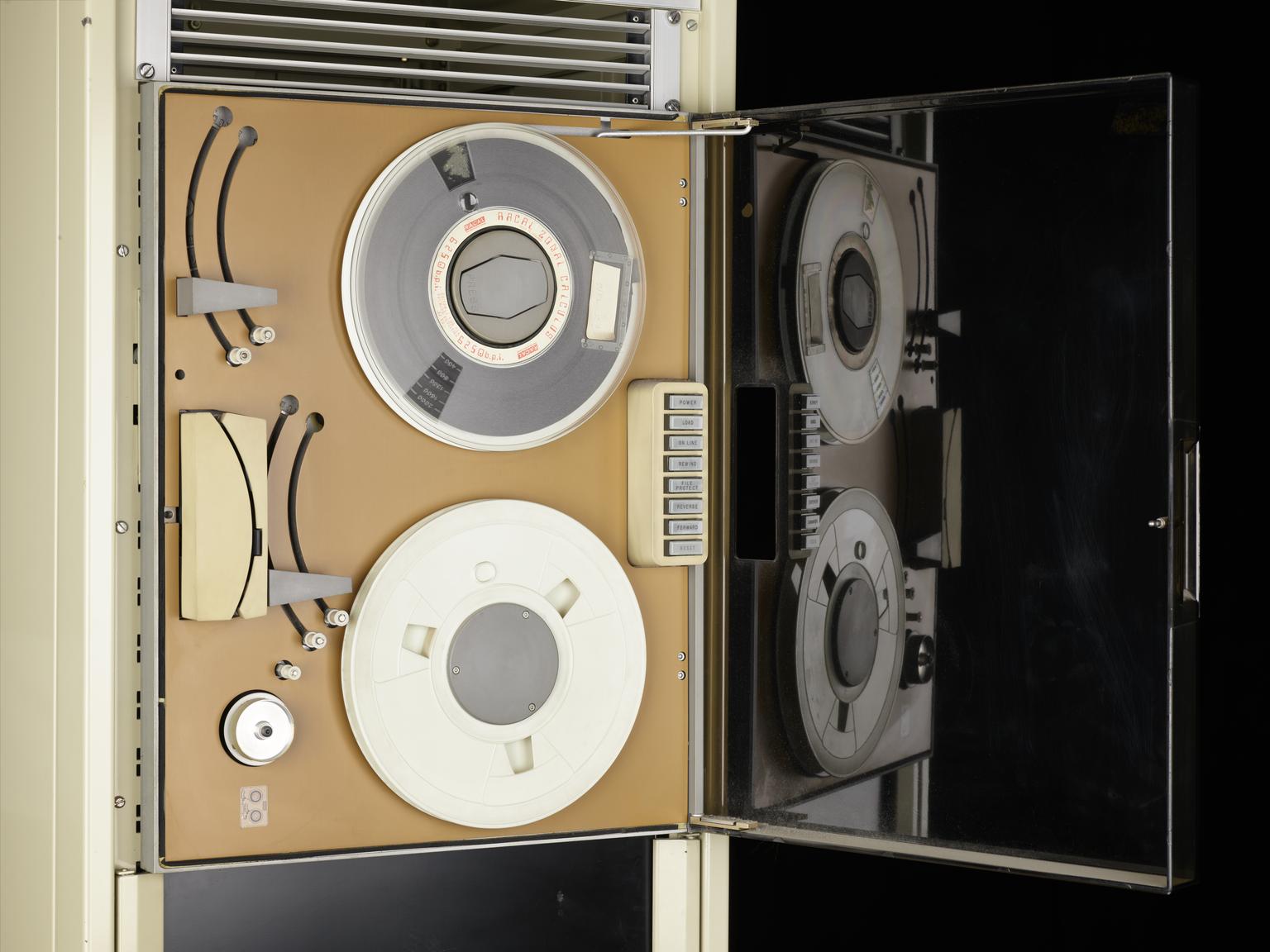 EMI CT Brain Scanner | Science Museum Group Collection