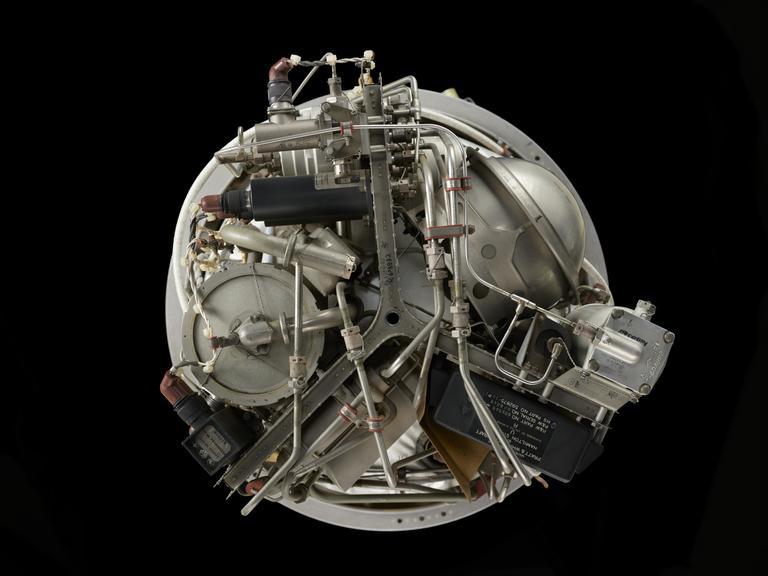 Apollo fuel cell power plant | Science Museum Group Collection