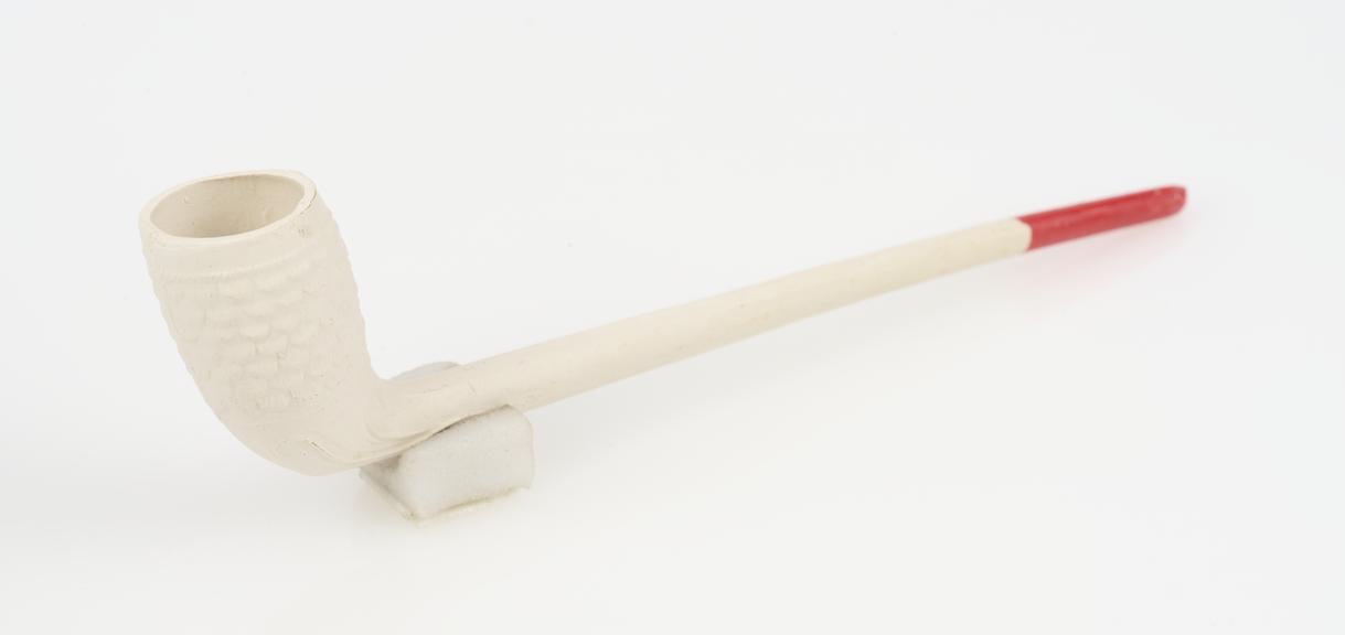 Clay Tobacco Pipe | Science Museum Group Collection