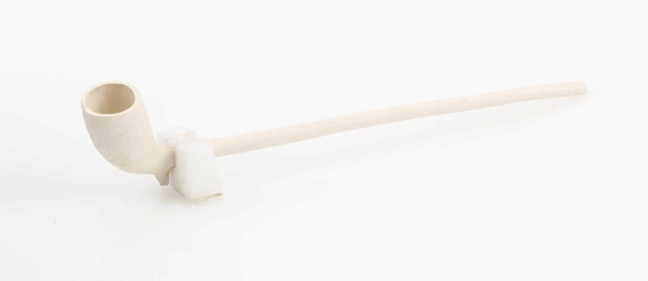Clay Tobacco Pipe | Science Museum Group Collection