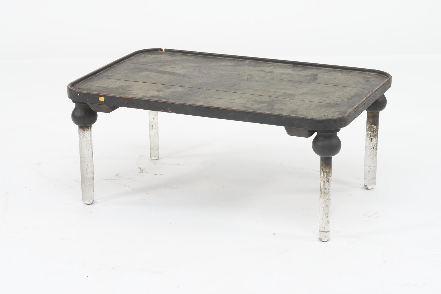 Insulating table | Science Museum Group Collection