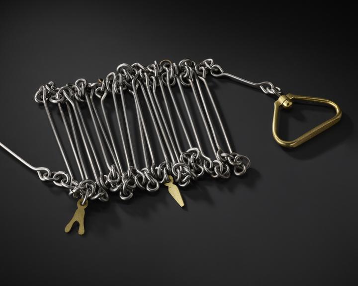 Gunter type measuring chain | Science Museum Group Collection