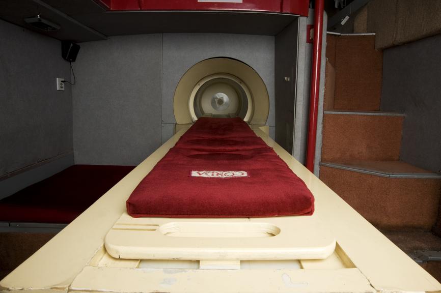 MRI Scanner Built in a Double Decker Bus | Science Museum Group Collection
