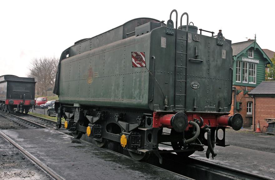 Steam locomotive, named Oliver Cromwell | Science Museum Group Collection