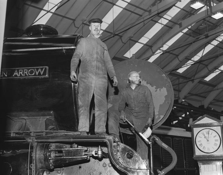 Steam locomotive 'Green Arrow' | Science Museum Group Collection