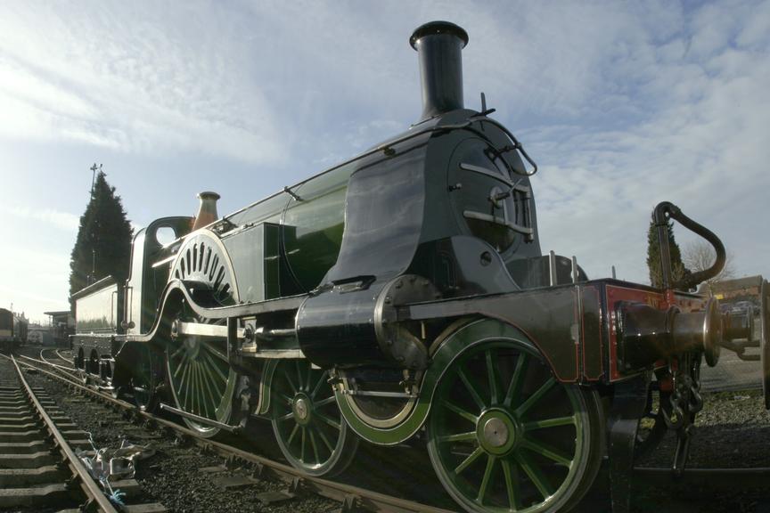 Great Northern Railway 4-2-2 locomotive Stirling Single | Science ...
