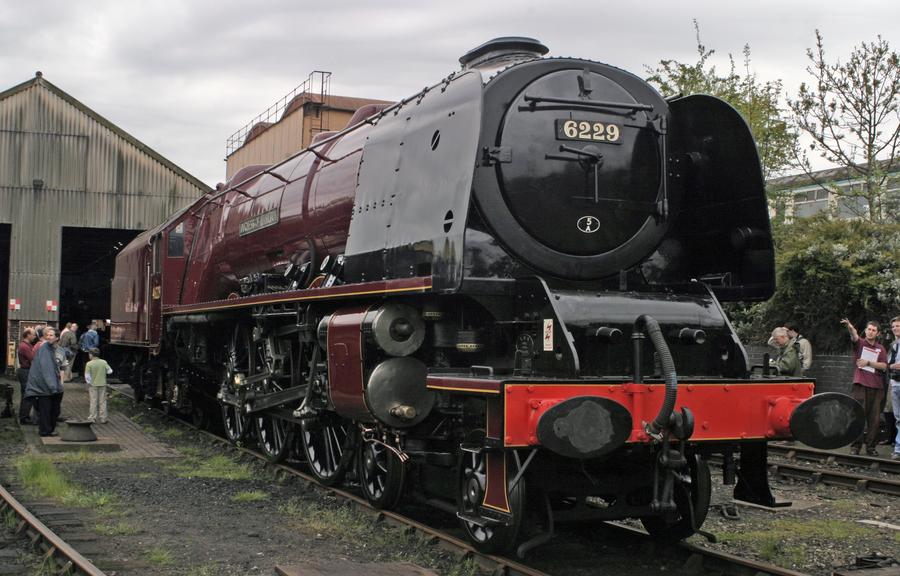 LMS(R) steam locomotive with tender 'Duchess of Hamilton' 4-6-2 ...