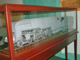 Model steam locomotive, 1/16 scale, LNER experimental 4-6-4 | Science ...