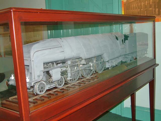 Model steam locomotive, 1/16 scale, LNER experimental 4-6-4 | Science ...